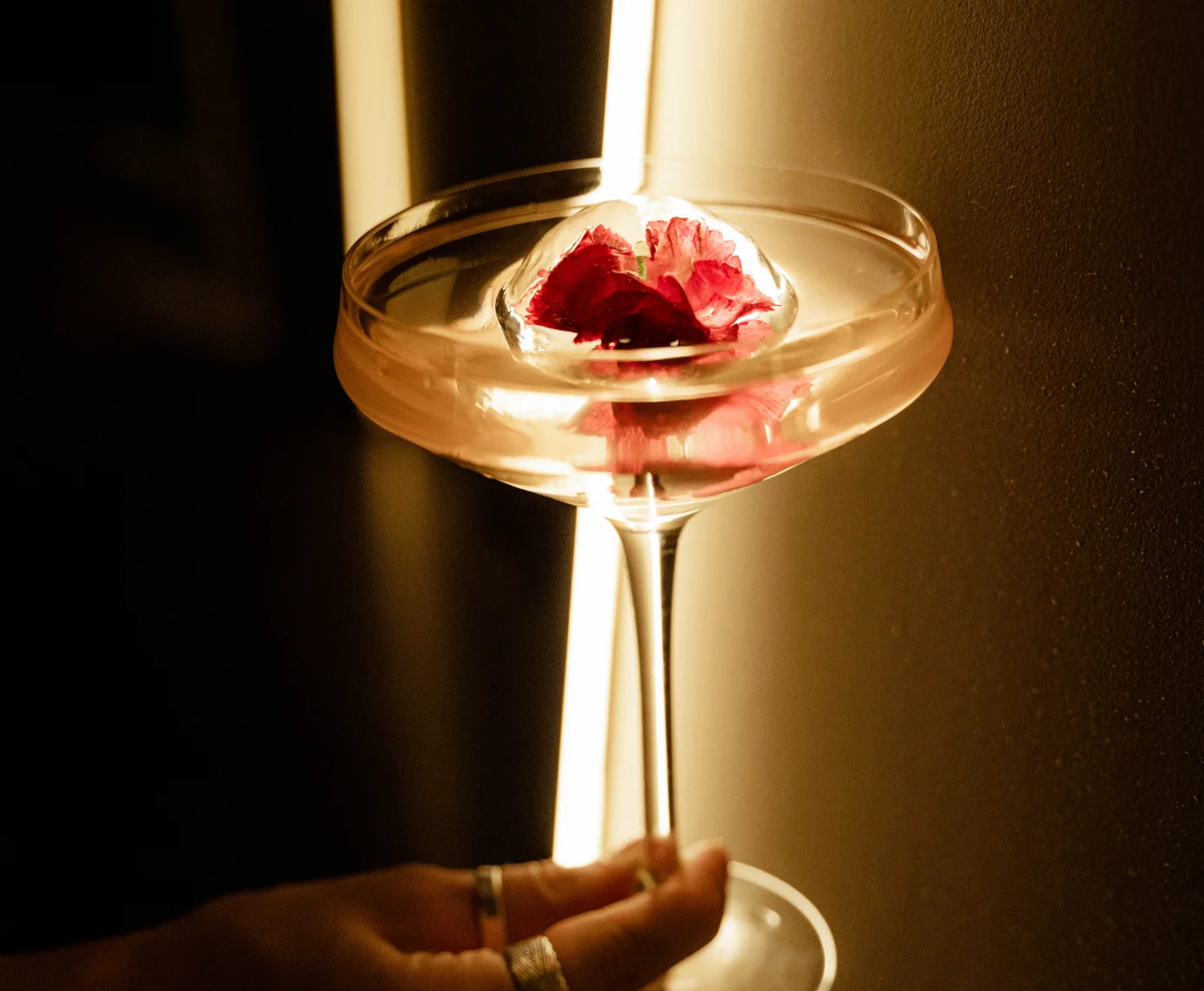 Волшебный сайт с WebGL и магическими 3D порталами — Chipsa